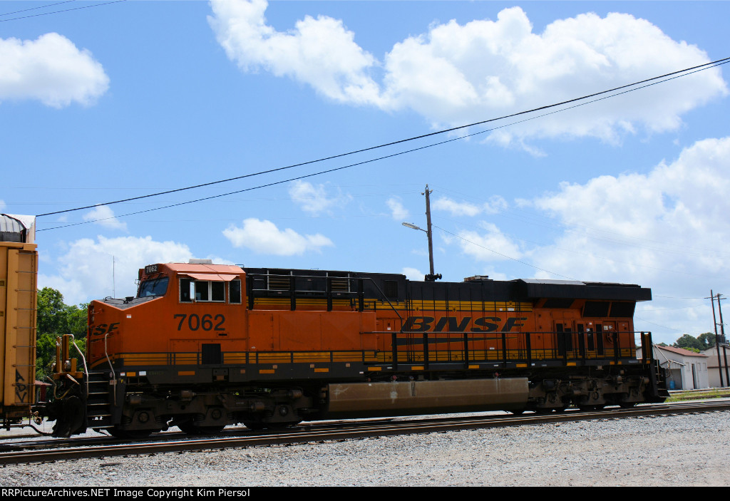 BNSF 7062